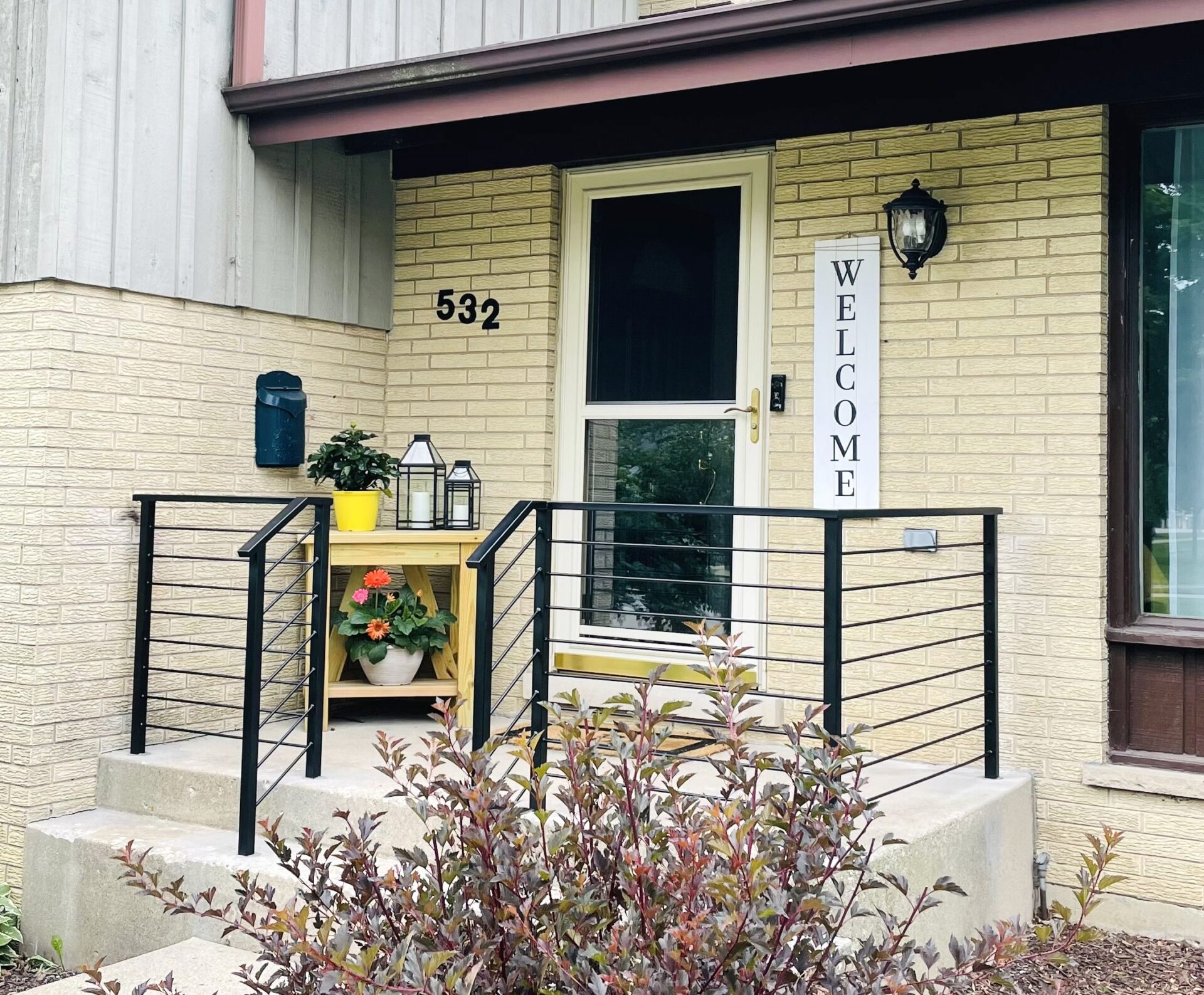 Looking for custom Urban Modern residential horizontal bar railing ...