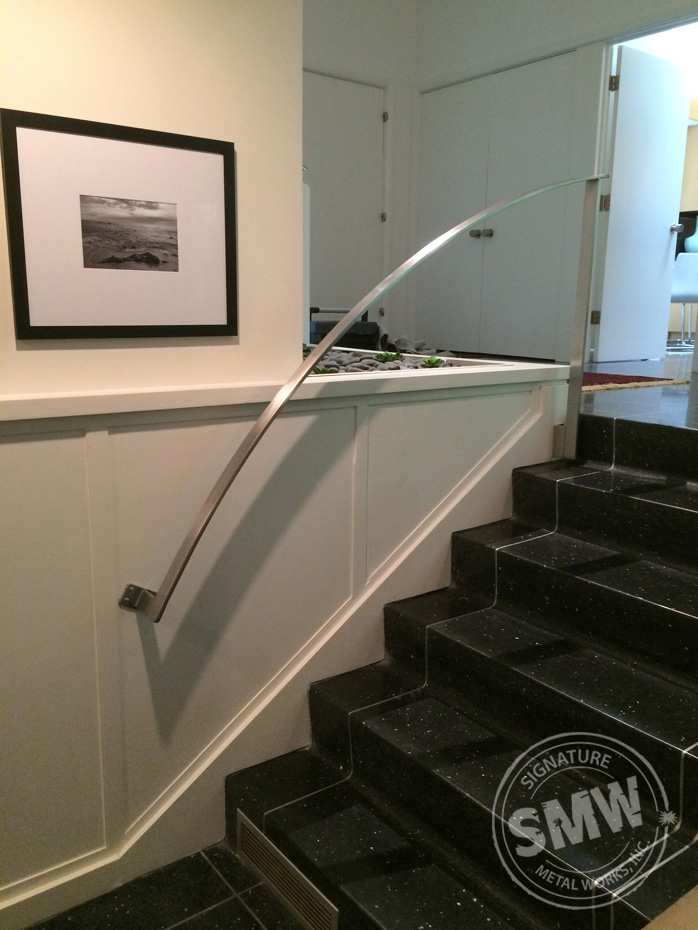 Custom Modern Handrail in Highland Park | Signature Metal Works