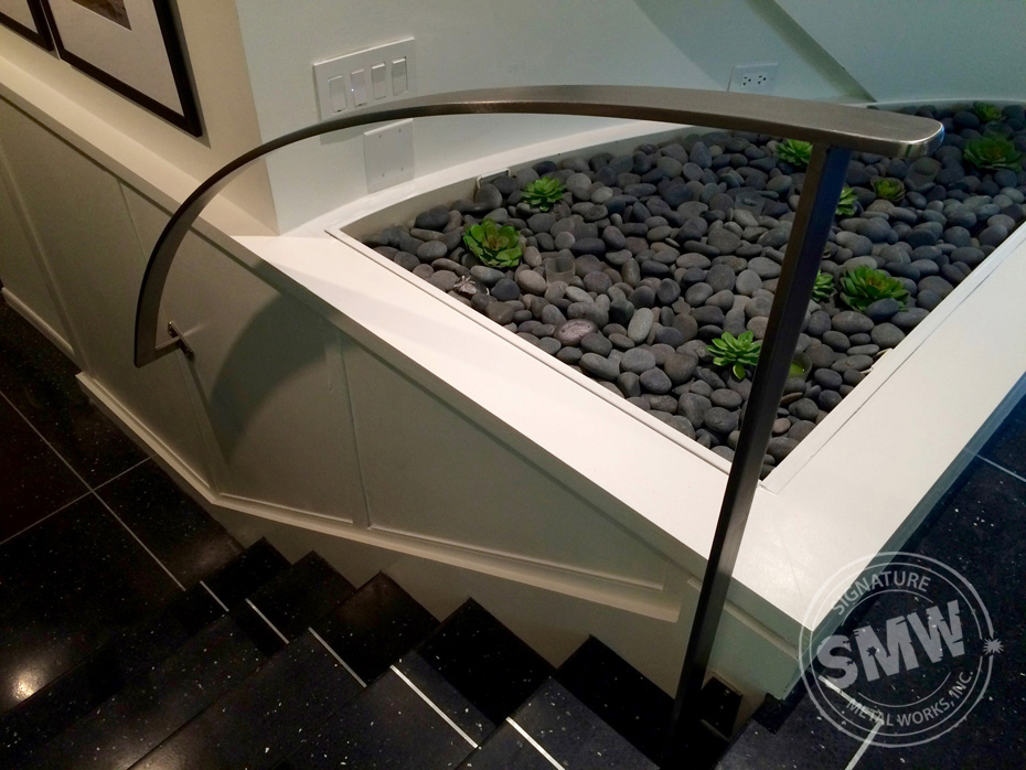 Custom Modern Handrail in Highland Park | Signature Metal Works