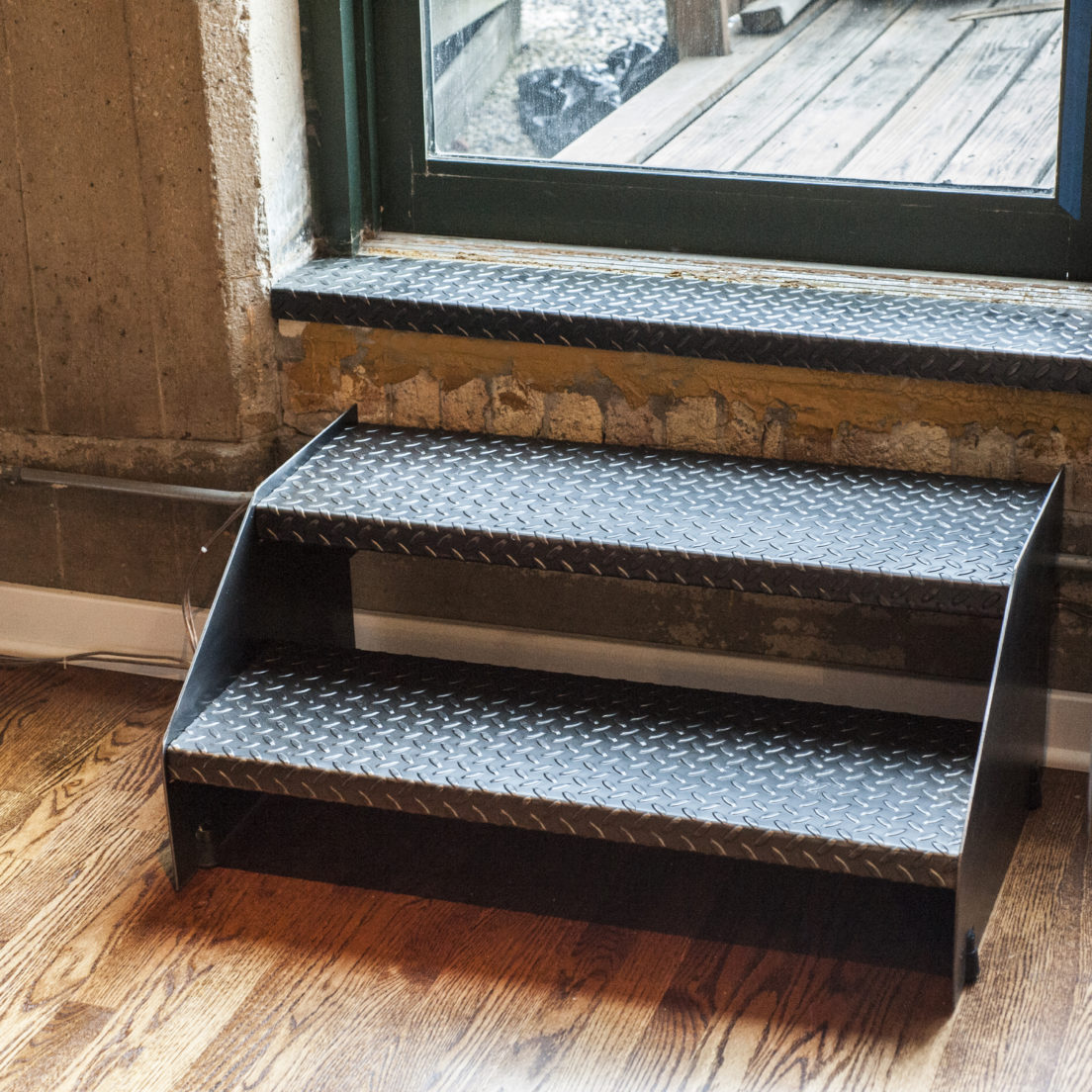 Custom wrought iron staircase for your home & business | Signature ...