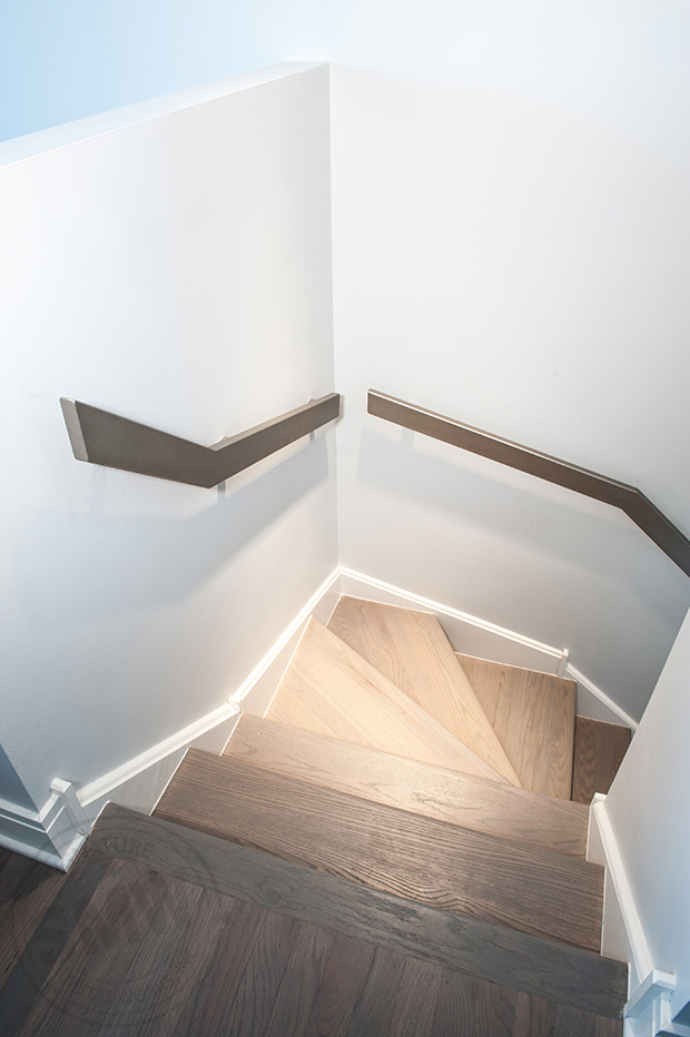Looking for custom Contemporary flat handrails? | Signature Metal Works