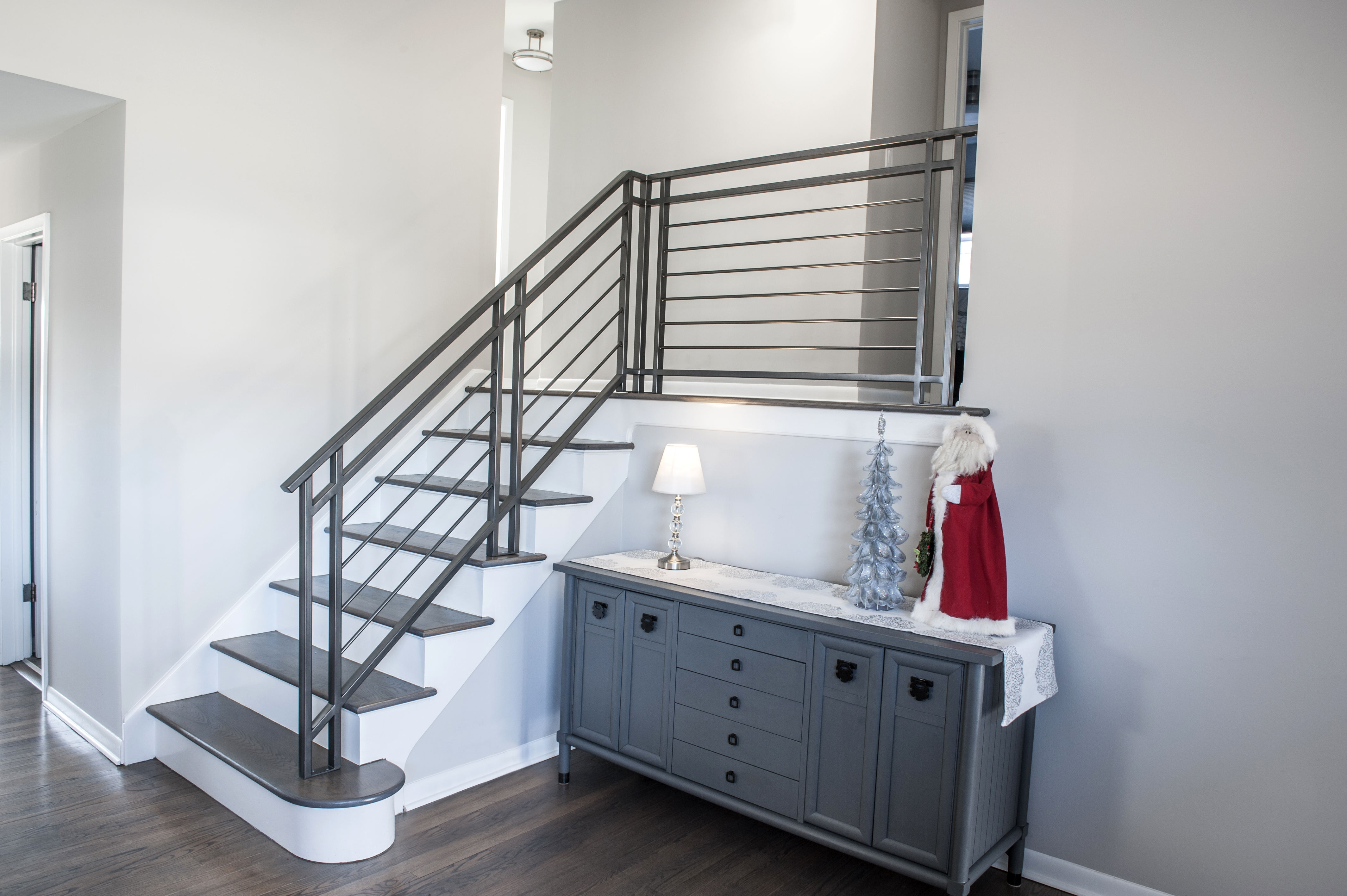 Looking for custom Urban Modern residential horizontal barstyle railing ...